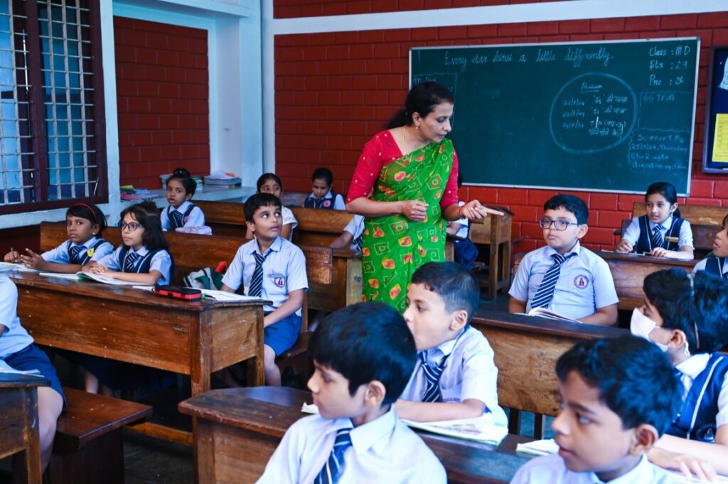 Our Faculty – SFS Public School & Junior College